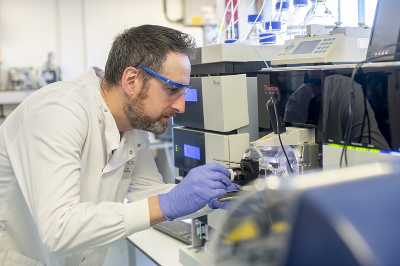 University of Warwick Scanning Electron Microscope Opening Event